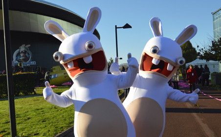 Les Lapins crétins envahissent le Futuroscope - Tour Hebdo