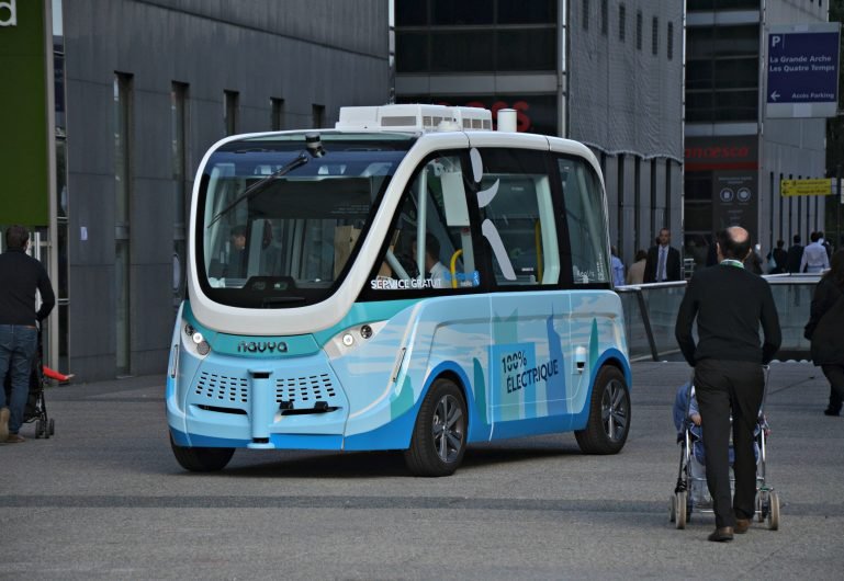 Navya met de côté ses navettes et se concentre sur la technologie - Bus ...