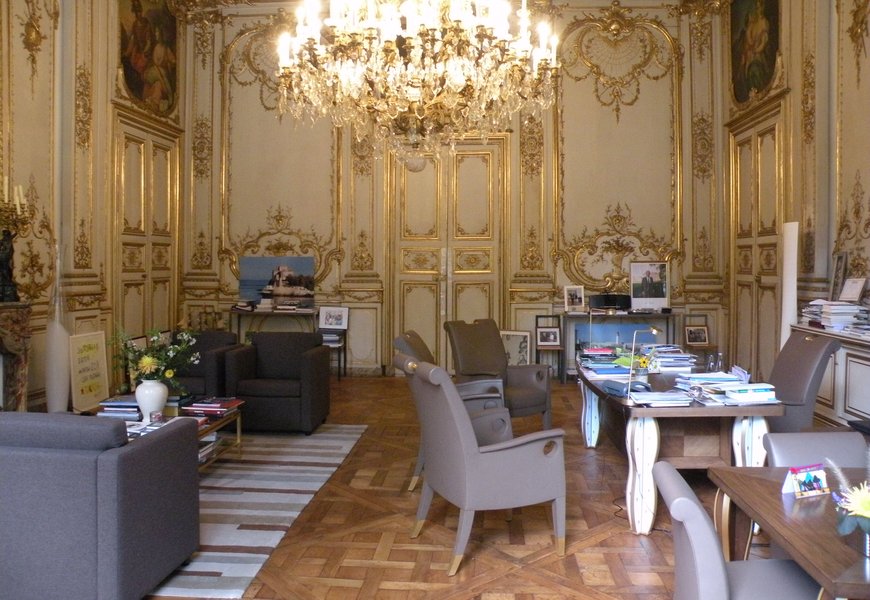 Un ministre oui, mais pourquoi faire? - Bus & Car