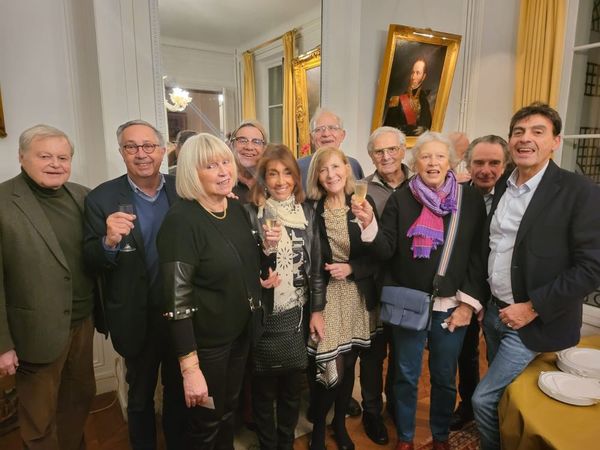 Eliane : on est comme dans un ring KO débout ... sidération et infinie ...